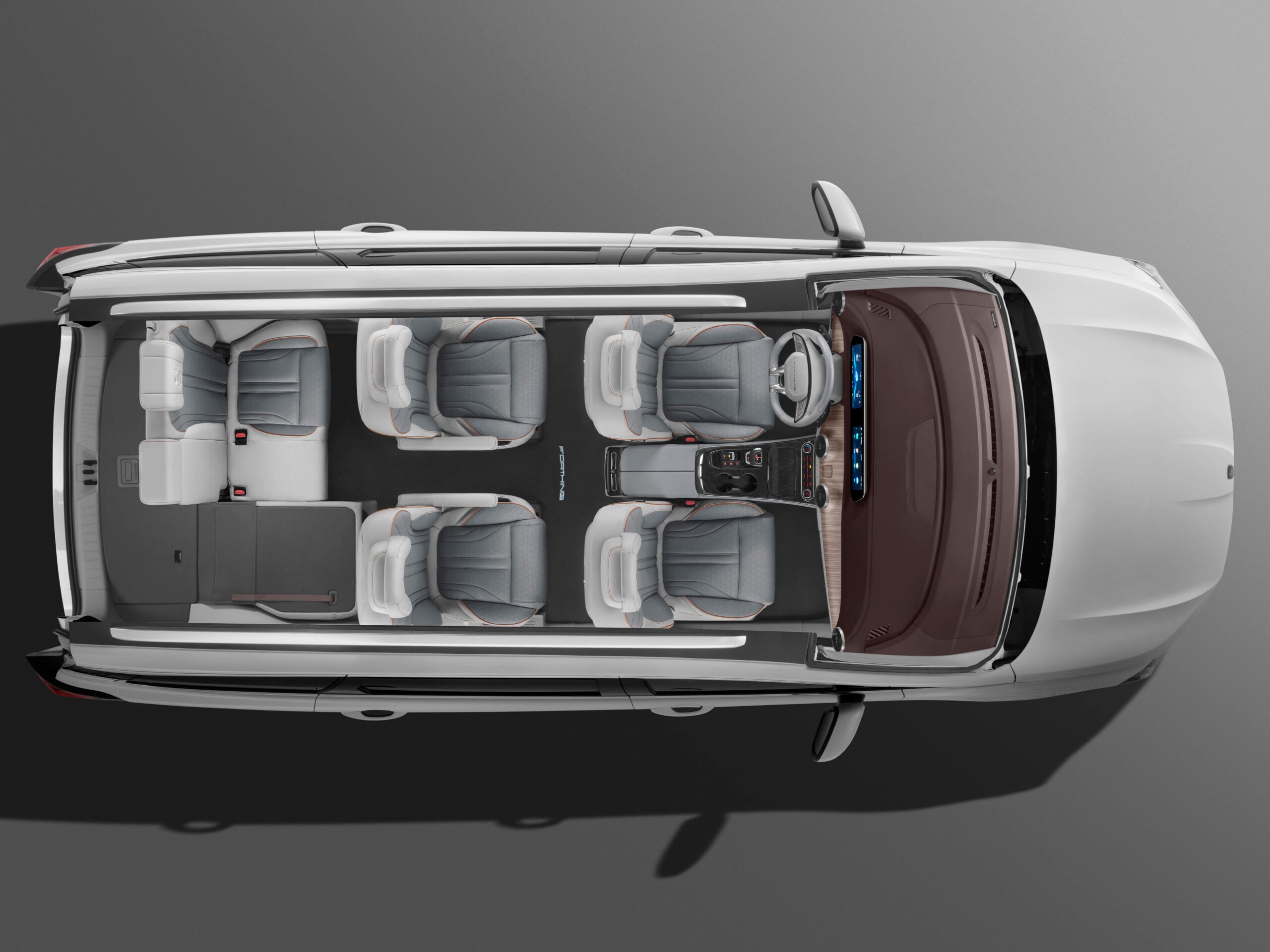 Forthing M4 U-Tour: 7 Kişilik MPV Konforu | Forthing
